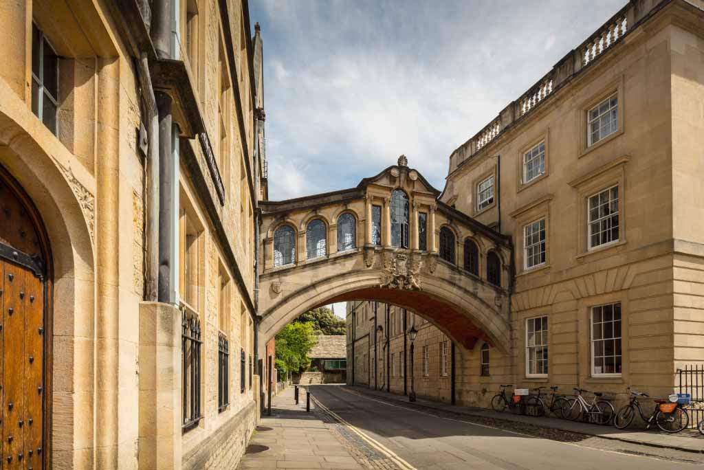 What Are Tutorials Like At Oxford? | UniAdmissions Guide
